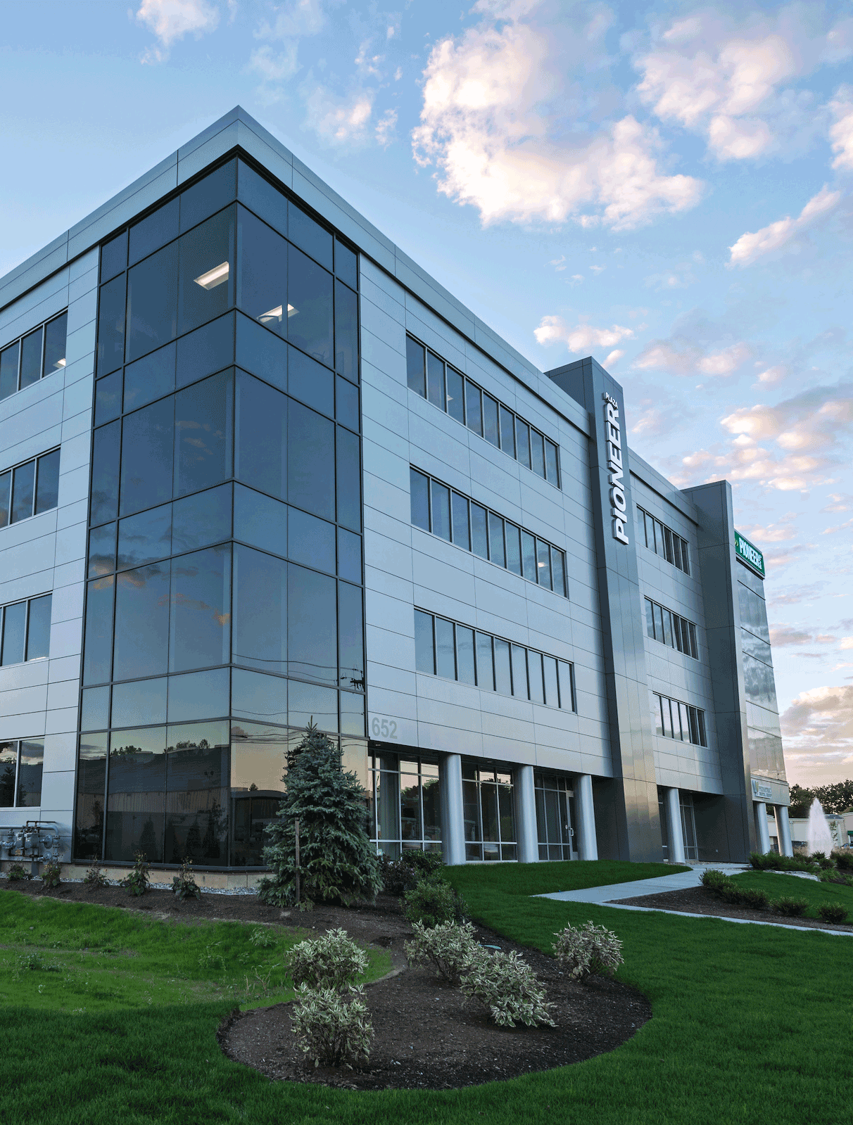 Hotel – First Columbia